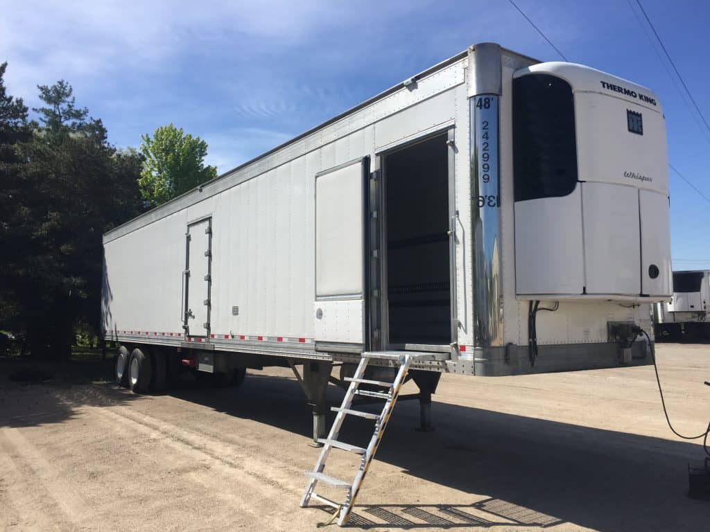 Custom Tractor Trailer, Tractor Trailer Graphics & Wraps - Semi